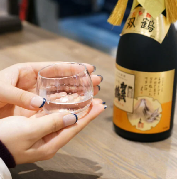 [Coming-of-Age-Day Event—Helping Young Adults Make their Sake Debut at ...